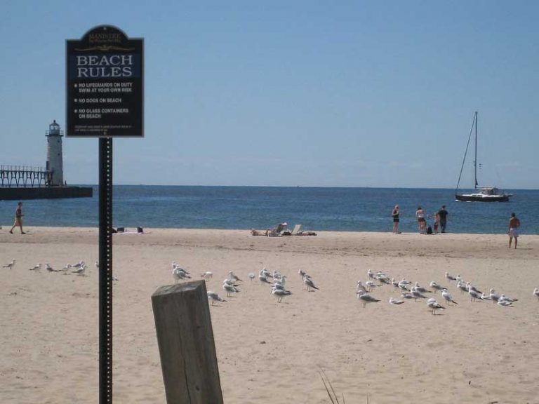 25 Best & Fun Things to Do in Manistee (MI) - The Tourist Checklist
