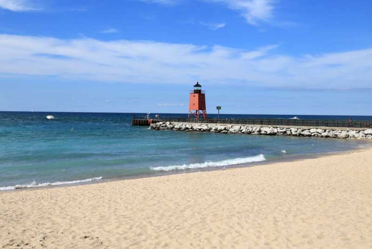 26 Best & Fun Things to Do in Charlevoix (MI) - The Tourist Checklist