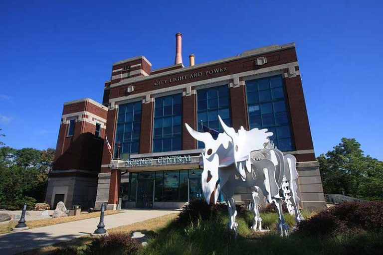 30 Best & Fun Things to Do in Fort Wayne (Indiana) - The Tourist Checklist