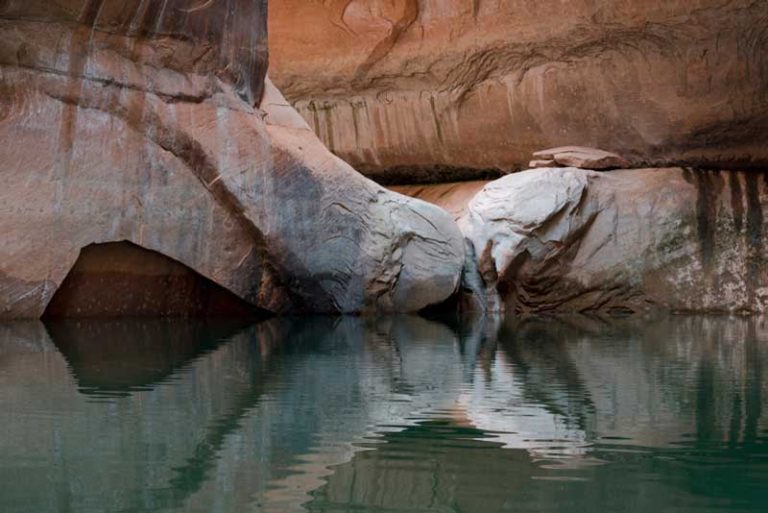 26 Best & Fun Things to Do in Lake Powell - The Tourist Checklist