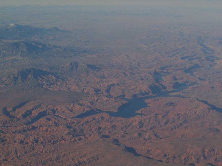 26 Best & Fun Things to Do in Lake Powell - The Tourist Checklist