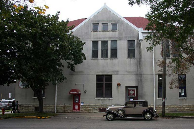 27 Best & Fun Things to Do in Winona (MN) - The Tourist Checklist