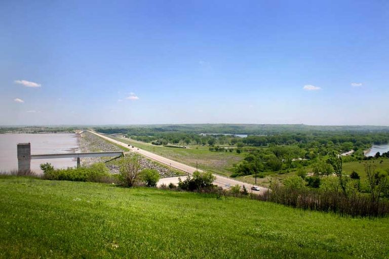 26 Best & Fun Things to Do in Manhattan (KS) - The Tourist Checklist