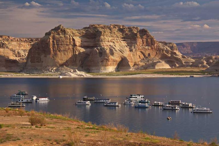26 Best & Fun Things to Do in Lake Powell - The Tourist Checklist