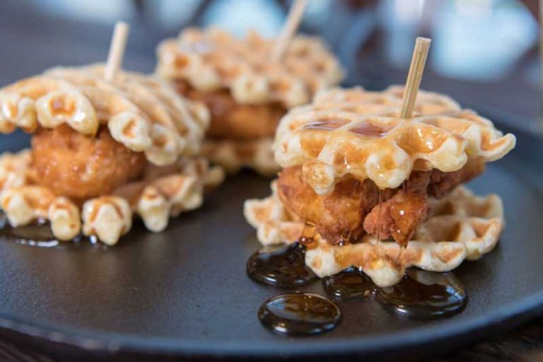 17 Best Breakfast In Santa Monica (CA) - The Tourist Checklist