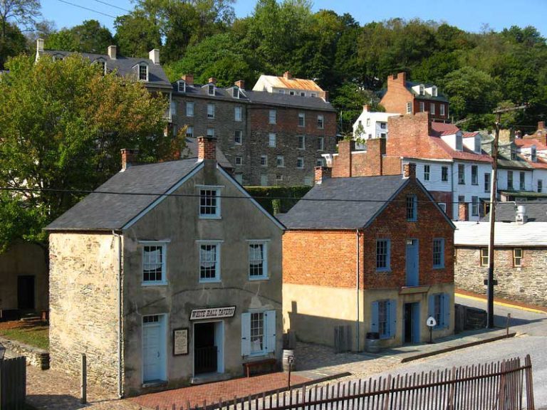 24 Best And Fun Things To Do In Harpers Ferry Wv The Tourist Checklist