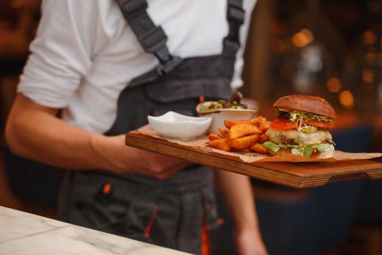 15 Best & Fun Restaurants in Creve Coeur (MO) - The Tourist Checklist