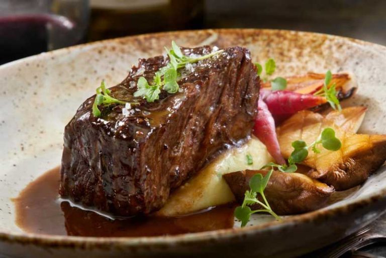 15 Best & Fun Restaurants in Wilton (CT) [with Map] - The Tourist Checklist