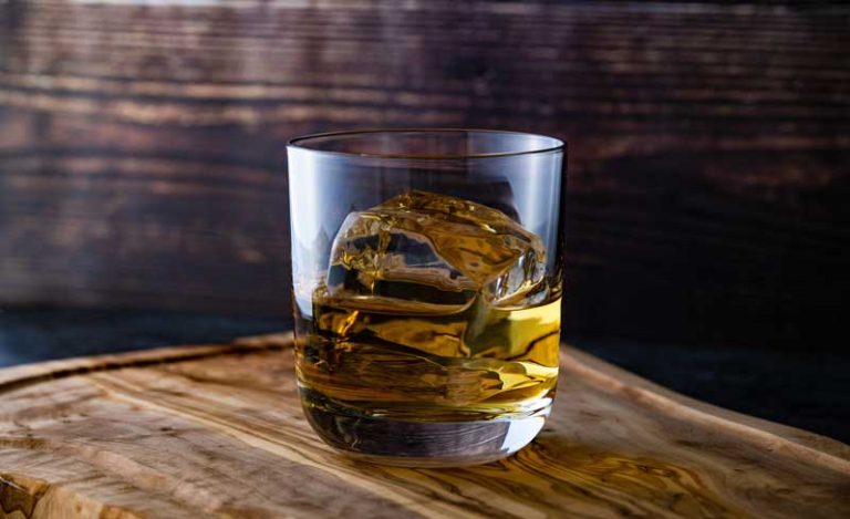 21 Best Bars in Louisville, KY (Top Fun!) - The Tourist Checklist