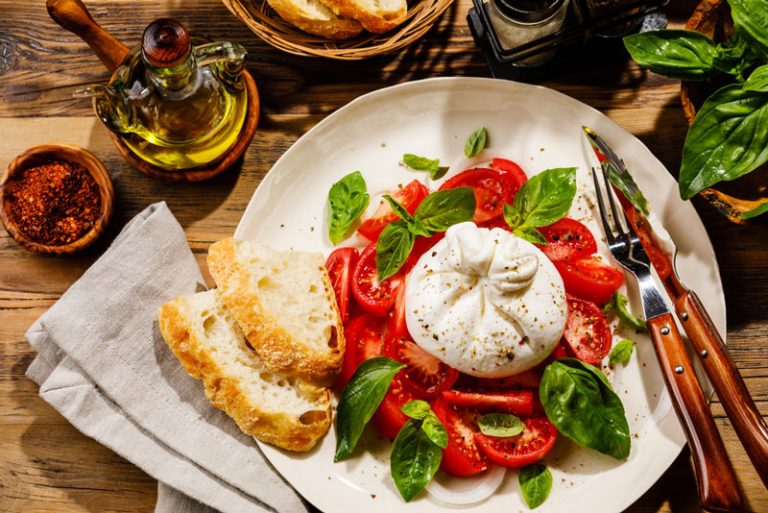 16 Best Restaurants in Portland, Maine - The Tourist Checklist