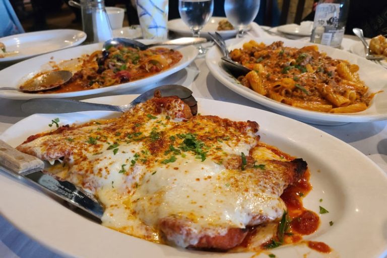 15 Best Restaurants in Babylon, NY - The Tourist Checklist