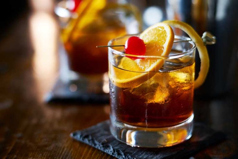 15 Best Lounges in Queens, NY - The Tourist Checklist