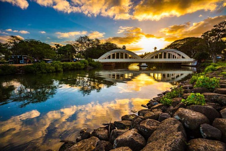 8 Stunning Small Towns in Hawaii to Visit - The Tourist Checklist