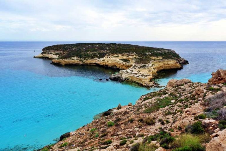 15 Stunning White-sand Beaches Around the World - The Tourist Checklist