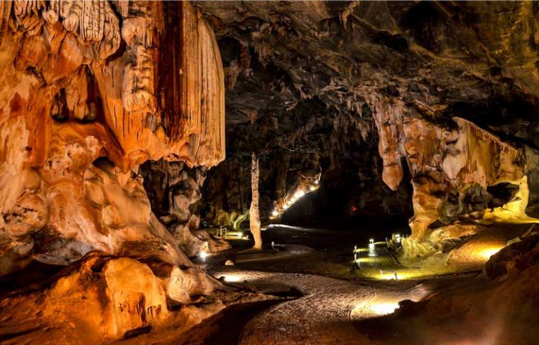 15 Best & Fun Places To Visit in Kentucky - The Tourist Checklist