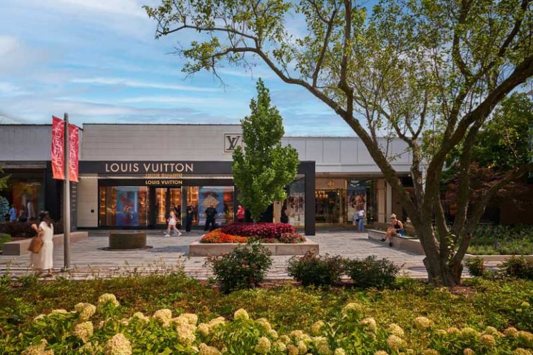 23 Best & Fun Things To Do in Oak Brook (IL) - The Tourist Checklist