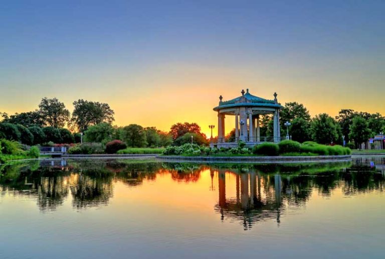 15 Best & Fun Places To Visit in Missouri - The Tourist Checklist