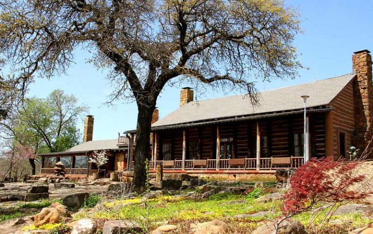 15 Best & Fun Places To Visit in Oklahoma - The Tourist Checklist