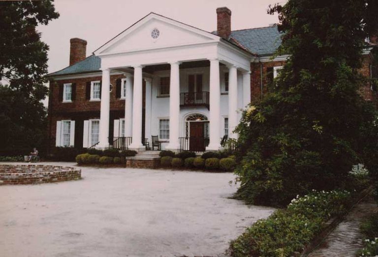 15 Best & Fun Places To Visit in South Carolina - The Tourist Checklist