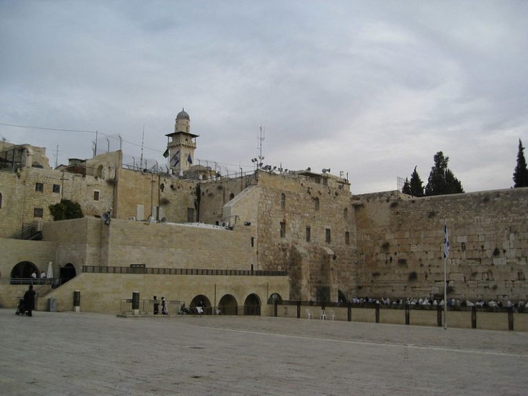 25 Best & Fun Things To Do In Jerusalem (Israel) - The Tourist Checklist